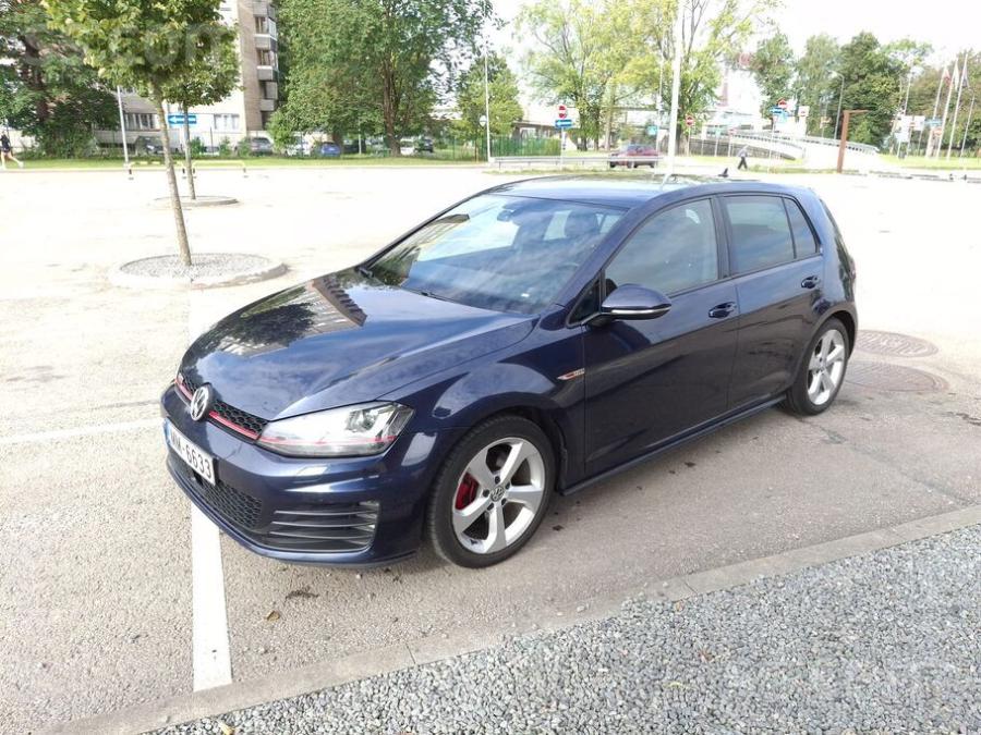 Blue Volkswagen Golf 2016 in Riga, with an engine capacity of 2.00 L and mileage of 116 thousand km for 15200 €, photo 3 on AUTOMOTO.COM.LV