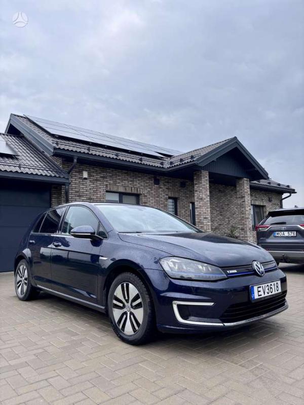 Zils Volkswagen Golf 2016 Šauļi, ar dzinēja tilpumu 0.00 L un nobraukumu 105 tūkst. km par 7250 €, foto 3 vietnē AUTOMOTO.COM.LV