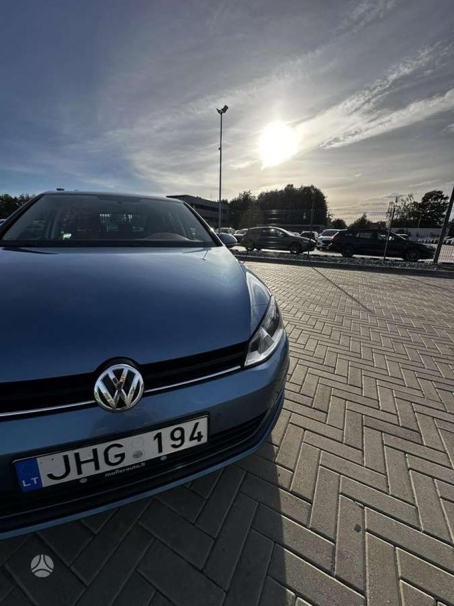 Blue Volkswagen Golf 2016 in Kaunas, with an engine capacity of 1.40 L and mileage of 203 thousand km for 8150 €, photo 7 on AUTOMOTO.COM.LV