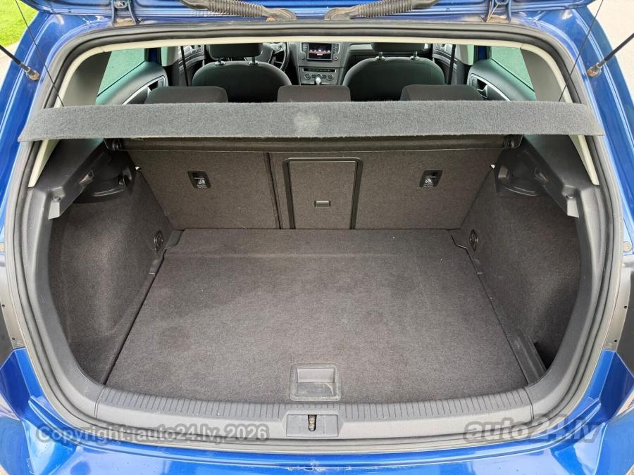 Blue Volkswagen Golf 2016 in Tallinn, with an engine capacity of 1.40 L and mileage of 179 thousand km for 8500 €, photo 5 on AUTOMOTO.COM.LV