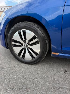Blue Volkswagen Golf 2016 in Tallinn, with an engine capacity of 1.40 L and mileage of 179 thousand km for 8500 €, photo 16 on AUTOMOTO.COM.LV