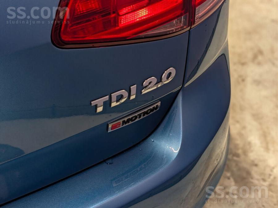Zils Volkswagen Golf 2016 Jūrmala, ar dzinēja tilpumu 2.00 L un nobraukumu 204 tūkst. km par 8950 €, foto 12 vietnē AUTOMOTO.COM.LV