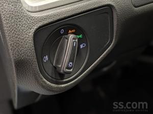 Zils Volkswagen Golf 2016 Jūrmala, ar dzinēja tilpumu 2.00 L un nobraukumu 204 tūkst. km par 8950 €, foto 16 vietnē AUTOMOTO.COM.LV