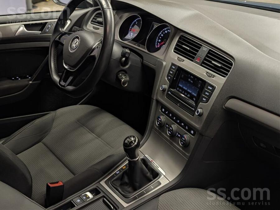 Zils Volkswagen Golf 2016 Jūrmala, ar dzinēja tilpumu 2.00 L un nobraukumu 204 tūkst. km par 8950 €, foto 23 vietnē AUTOMOTO.COM.LV