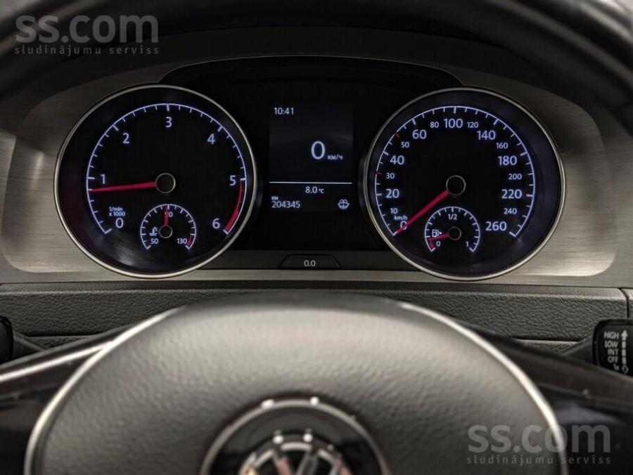 Zils Volkswagen Golf 2016 Jūrmala, ar dzinēja tilpumu 2.00 L un nobraukumu 204 tūkst. km par 8950 €, foto 28 vietnē AUTOMOTO.COM.LV