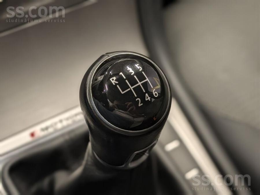 Zils Volkswagen Golf 2016 Jūrmala, ar dzinēja tilpumu 2.00 L un nobraukumu 204 tūkst. km par 8950 €, foto 30 vietnē AUTOMOTO.COM.LV