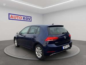 Blue Volkswagen Golf 2017 in Kaunas, with an engine capacity of 1.40 L and mileage of 184 thousand km for 12999 €, photo 3 on AUTOMOTO.COM.LV