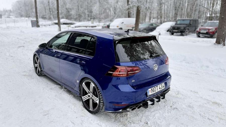 Blue Volkswagen Golf 2017 in Vilnius, with an engine capacity of 1.98 L and mileage of 50 thousand km for 20000 €, photo 17 on AUTOMOTO.COM.LV