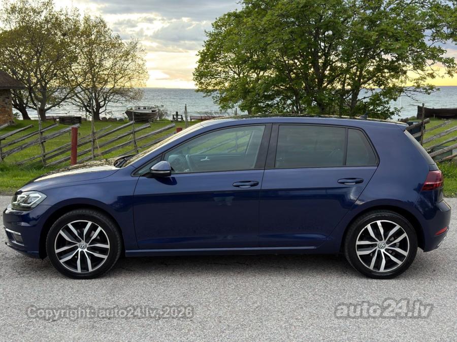 Blue Volkswagen Golf 2017 in Tallinn, with an engine capacity of 1.50 L and mileage of 154 thousand km for 12900 €, photo 5 on AUTOMOTO.COM.LV