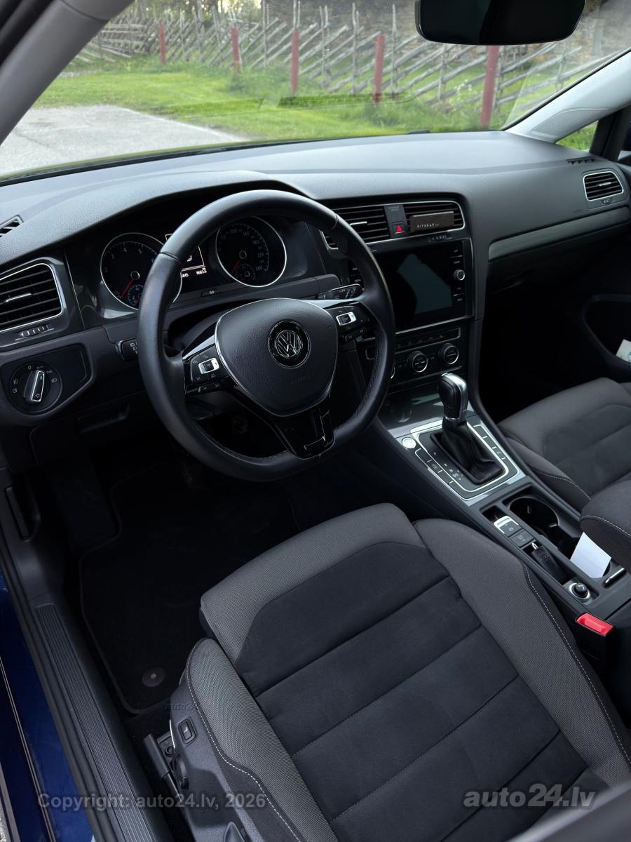 Blue Volkswagen Golf 2017 in Tallinn, with an engine capacity of 1.50 L and mileage of 154 thousand km for 12900 €, photo 10 on AUTOMOTO.COM.LV