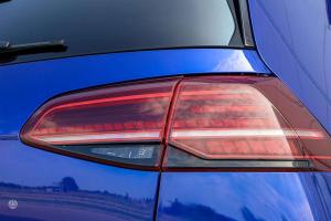 Zils Volkswagen Golf 2017 Kauņa, ar dzinēja tilpumu 1.98 L un nobraukumu 153 tūkst. km par 23999 €, foto 15 vietnē AUTOMOTO.COM.LV