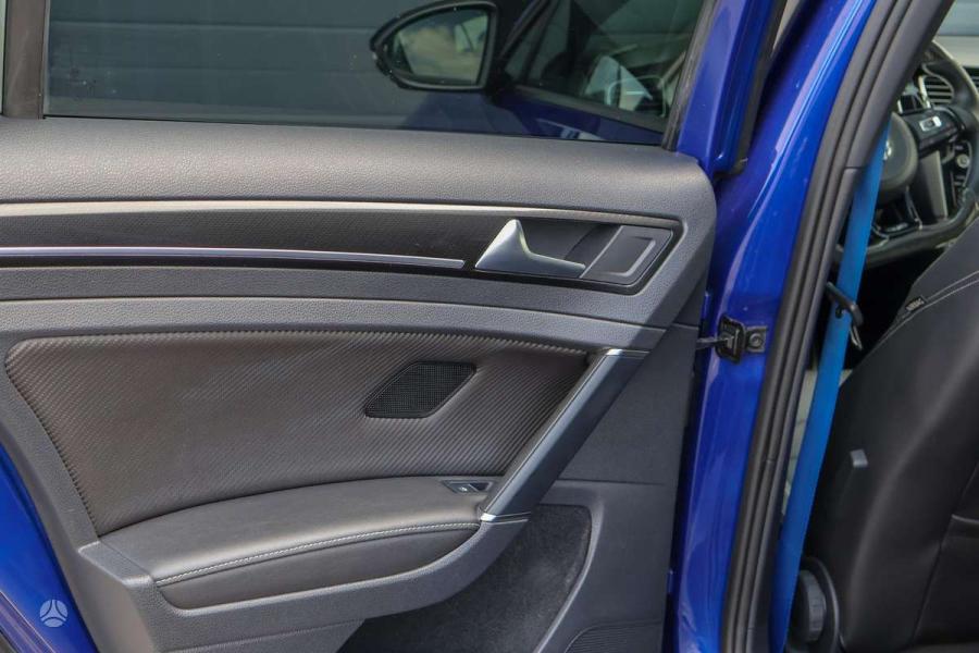 Zils Volkswagen Golf 2017 Kauņa, ar dzinēja tilpumu 1.98 L un nobraukumu 153 tūkst. km par 23999 €, foto 23 vietnē AUTOMOTO.COM.LV