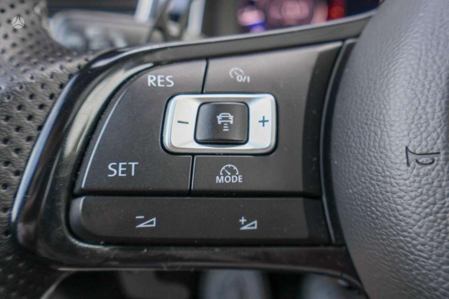 Zils Volkswagen Golf 2017 Kauņa, ar dzinēja tilpumu 1.98 L un nobraukumu 153 tūkst. km par 23999 €, foto 32 vietnē AUTOMOTO.COM.LV