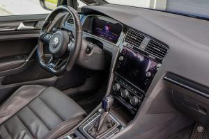 Zils Volkswagen Golf 2017 Kauņa, ar dzinēja tilpumu 1.98 L un nobraukumu 153 tūkst. km par 23999 €, foto 37 vietnē AUTOMOTO.COM.LV