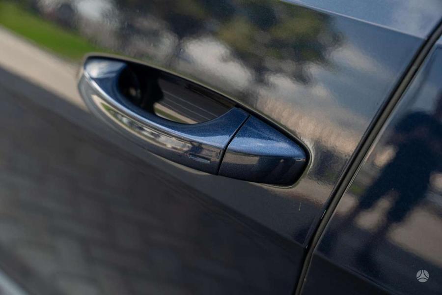 Zils Volkswagen Golf 2017 Viļņa, ar dzinēja tilpumu 1.98 L un nobraukumu 148 tūkst. km par 17900 €, foto 13 vietnē AUTOMOTO.COM.LV