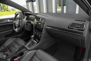Zils Volkswagen Golf 2017 Viļņa, ar dzinēja tilpumu 1.98 L un nobraukumu 148 tūkst. km par 17900 €, foto 17 vietnē AUTOMOTO.COM.LV