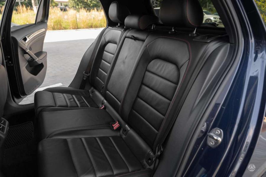 Zils Volkswagen Golf 2017 Viļņa, ar dzinēja tilpumu 1.98 L un nobraukumu 148 tūkst. km par 17900 €, foto 20 vietnē AUTOMOTO.COM.LV