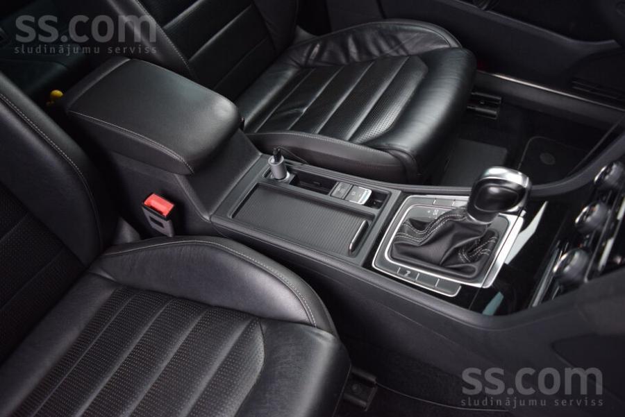 Zils Volkswagen Golf 2017 Rīga, ar dzinēja tilpumu 2.00 L un nobraukumu 0 tūkst. km par 14900 €, foto 11 vietnē AUTOMOTO.COM.LV