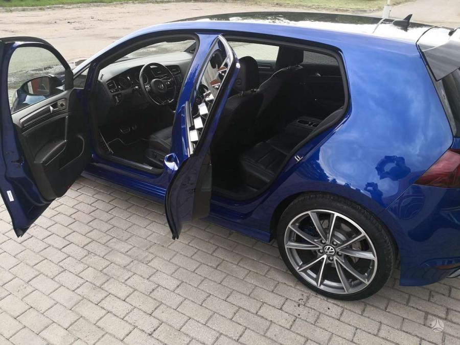 Blue Volkswagen Golf 2017 in Marijampole, with an engine capacity of 1.98 L and mileage of 148 thousand km for 23500 €, photo 18 on AUTOMOTO.COM.LV