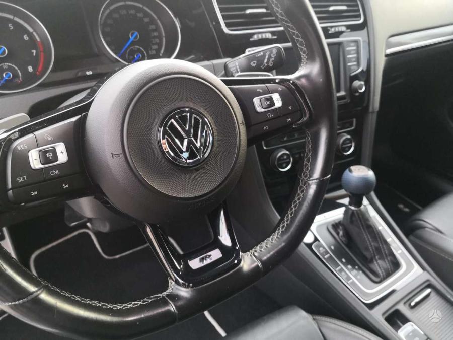 Blue Volkswagen Golf 2017 in Marijampole, with an engine capacity of 1.98 L and mileage of 148 thousand km for 23500 €, photo 24 on AUTOMOTO.COM.LV