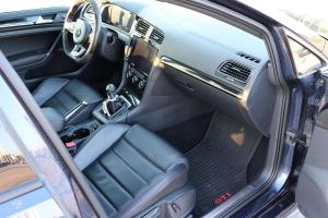 Zils Volkswagen Golf 2017 Viļņa, ar dzinēja tilpumu 1.98 L un nobraukumu 122 tūkst. km par 13500 €, foto 15 vietnē AUTOMOTO.COM.LV