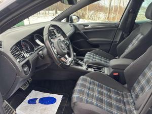 Blue Volkswagen Golf 2018 in Taurage, with an engine capacity of 1.40 L and mileage of 180 thousand km for 10500 €, photo 15 on AUTOMOTO.COM.LV