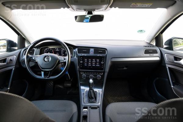 Blue Volkswagen Golf 2018 in Riga, with an engine capacity of 1.50 L and mileage of 111 thousand km for 14950 €, photo 9 on AUTOMOTO.COM.LV