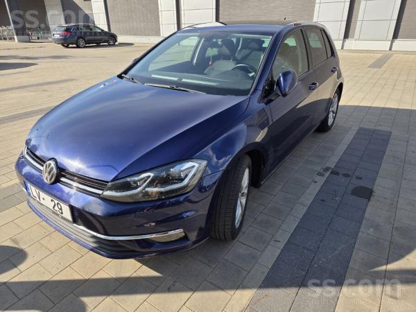 Zils Volkswagen Golf 2018 Rīga, ar dzinēja tilpumu 2.00 L un nobraukumu 127 tūkst. km par 12500 €, foto  vietnē AUTOMOTO.COM.LV