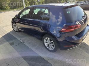 Blue Volkswagen Golf 2018 in Riga, with an engine capacity of 2.00 L and mileage of 127 thousand km for 12500 €, photo 3 on AUTOMOTO.COM.LV