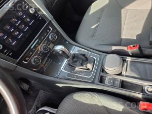 Blue Volkswagen Golf 2018 in Riga, with an engine capacity of 2.00 L and mileage of 127 thousand km for 12500 €, photo 13 on AUTOMOTO.COM.LV
