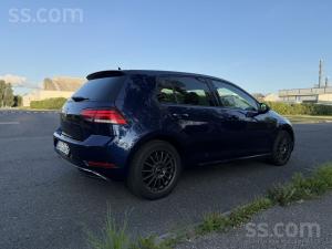 Zils Volkswagen Golf 2018 Rīga, ar dzinēja tilpumu 1.40 L un nobraukumu 114 tūkst. km par 12800 €, foto 5 vietnē AUTOMOTO.COM.LV