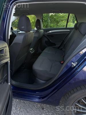 Zils Volkswagen Golf 2018 Rīga, ar dzinēja tilpumu 1.40 L un nobraukumu 114 tūkst. km par 12800 €, foto 12 vietnē AUTOMOTO.COM.LV