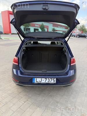 Blue Volkswagen Golf 2018 in Riga, with an engine capacity of 1.40 L and mileage of 114 thousand km for 12590 €, photo 10 on AUTOMOTO.COM.LV