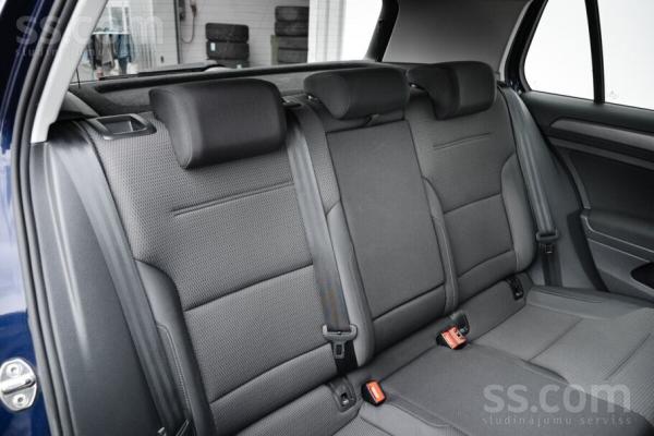 Zils Volkswagen Golf 2018 Rīga, ar dzinēja tilpumu 2.00 L un nobraukumu 127 tūkst. km par 13500 €, foto 8 vietnē AUTOMOTO.COM.LV