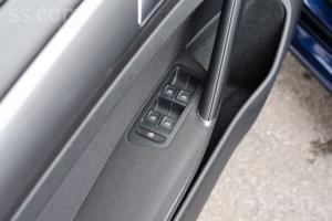 Zils Volkswagen Golf 2018 Rīga, ar dzinēja tilpumu 2.00 L un nobraukumu 127 tūkst. km par 13500 €, foto 9 vietnē AUTOMOTO.COM.LV