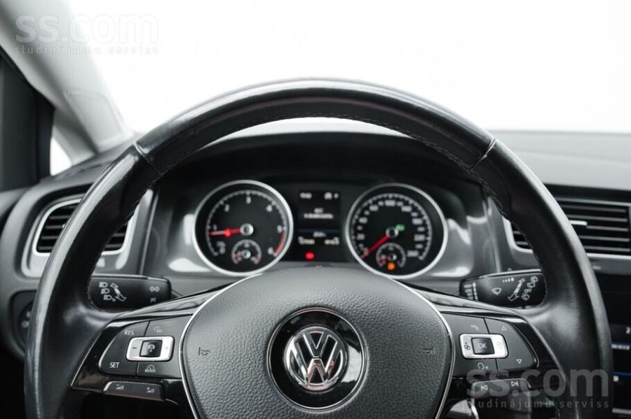 Zils Volkswagen Golf 2018 Rīga, ar dzinēja tilpumu 2.00 L un nobraukumu 127 tūkst. km par 13500 €, foto 11 vietnē AUTOMOTO.COM.LV