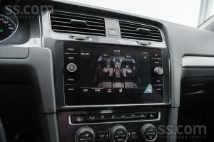 Zils Volkswagen Golf 2018 Rīga, ar dzinēja tilpumu 2.00 L un nobraukumu 127 tūkst. km par 13500 €, foto 17 vietnē AUTOMOTO.COM.LV
