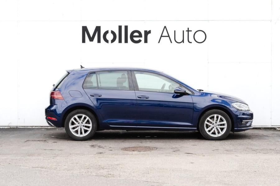 Zils Volkswagen Golf 2018 Rīga, ar dzinēja tilpumu 2.00 L un nobraukumu 127 tūkst. km par 13500 €, foto 6 vietnē AUTOMOTO.COM.LV