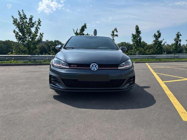 Zils Volkswagen Golf 2018 Kauņa, ar dzinēja tilpumu 1.98 L un nobraukumu 85 tūkst. km par 18999 €, foto 9 vietnē AUTOMOTO.COM.LV