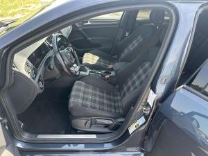 Zils Volkswagen Golf 2018 Kauņa, ar dzinēja tilpumu 1.98 L un nobraukumu 85 tūkst. km par 18999 €, foto 12 vietnē AUTOMOTO.COM.LV