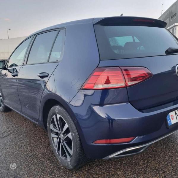 Zils Volkswagen Golf 2019 Viļņa, ar dzinēja tilpumu 2.00 L un nobraukumu 168 tūkst. km par 13800 €, foto 4 vietnē AUTOMOTO.COM.LV