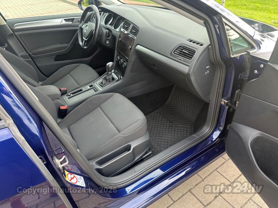 Zils Volkswagen Golf 2019 Tallina, ar dzinēja tilpumu 1.50 L un nobraukumu 232 tūkst. km par 9200 €, foto 18 vietnē AUTOMOTO.COM.LV