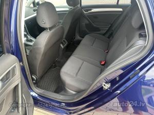 Zils Volkswagen Golf 2019 Tallina, ar dzinēja tilpumu 1.50 L un nobraukumu 232 tūkst. km par 9200 €, foto 20 vietnē AUTOMOTO.COM.LV