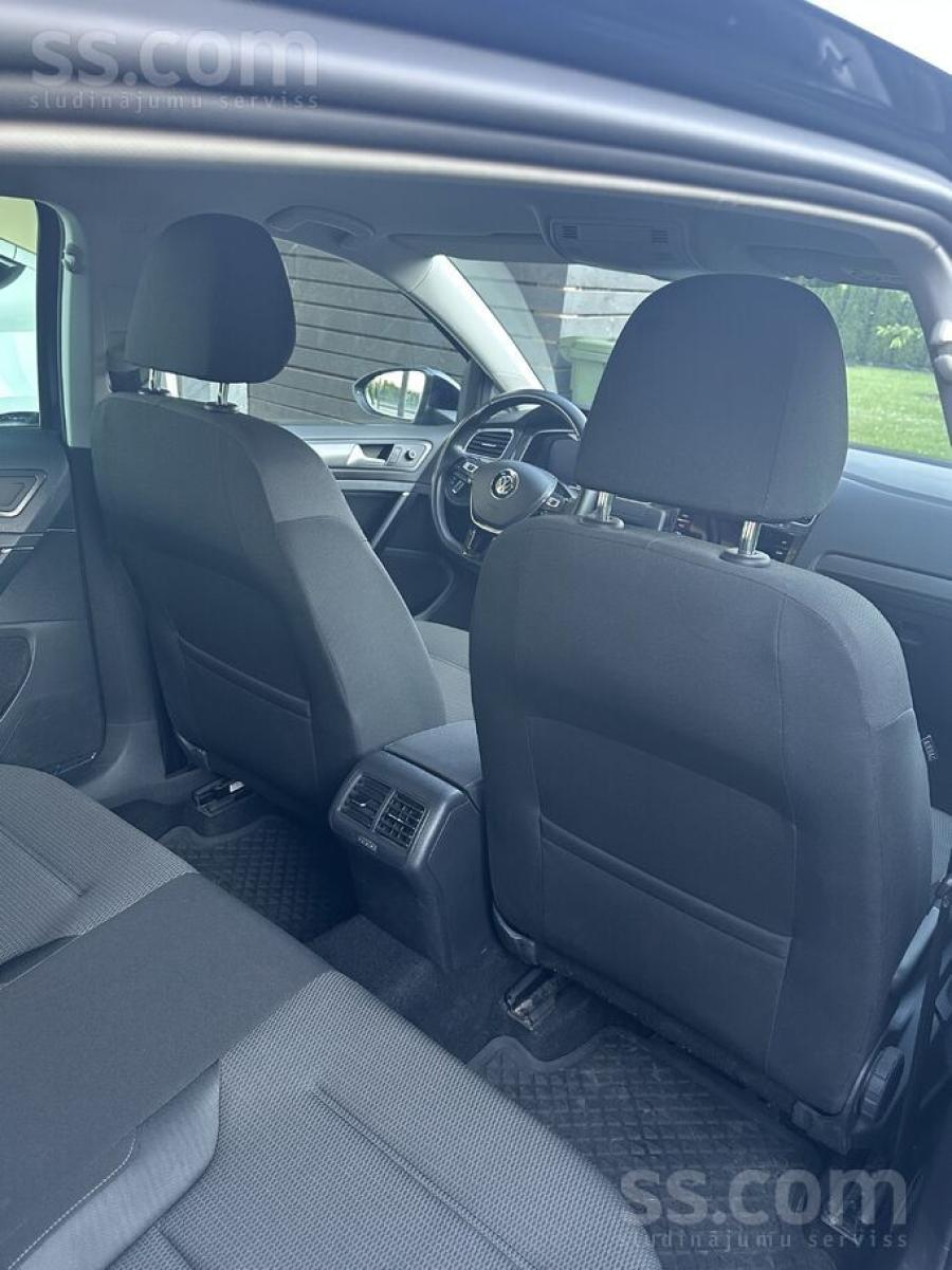 Zils Volkswagen Golf 2019 Rīga, ar dzinēja tilpumu 1.50 L un nobraukumu 124 tūkst. km par 12500 €, foto 10 vietnē AUTOMOTO.COM.LV