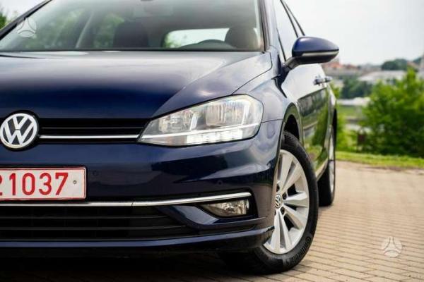Blue Volkswagen Golf 2019 in Vilnius, with an engine capacity of 1.60 L and mileage of 155 thousand km for 11900 €, photo 8 on AUTOMOTO.COM.LV