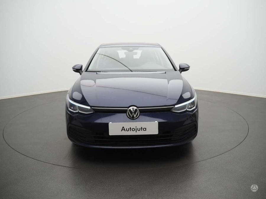 Zils Volkswagen Golf 2021 Viļņa, ar dzinēja tilpumu 1.50 L un nobraukumu 143 tūkst. km par 14200 €, foto 2 vietnē AUTOMOTO.COM.LV
