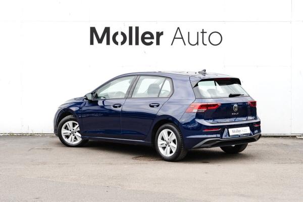 Blue Volkswagen Golf 2021 in Riga, with an engine capacity of 1.50 L and mileage of 152 thousand km for 15850 €, photo 3 on AUTOMOTO.COM.LV