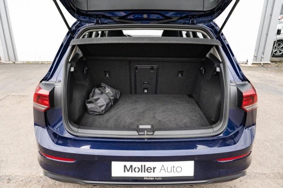 Zils Volkswagen Golf 2021 Rīga, ar dzinēja tilpumu 1.50 L un nobraukumu 152 tūkst. km par 15850 €, foto 26 vietnē AUTOMOTO.COM.LV
