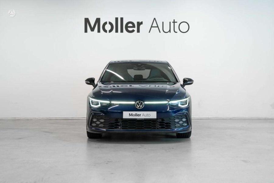 Blue Volkswagen Golf 2021 in Vilnius, with an engine capacity of 2.00 L and mileage of 53 thousand km for 30900 €, photo 6 on AUTOMOTO.COM.LV