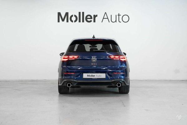 Blue Volkswagen Golf 2021 in Vilnius, with an engine capacity of 2.00 L and mileage of 53 thousand km for 30900 €, photo 6 on AUTOMOTO.COM.LV